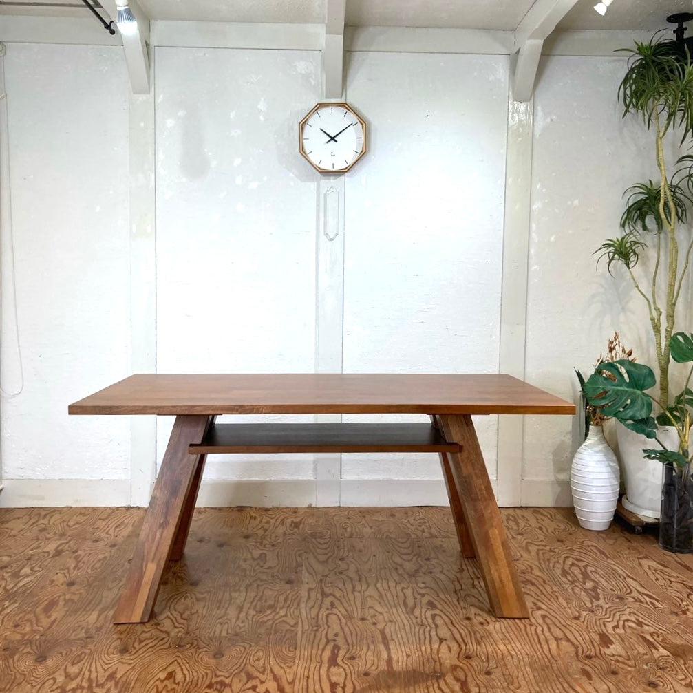 source プーロ / PURO ダイニングテーブル 154 展示品 未使用 モダン 木 中古 スタイリッシュ おしゃれ モダン