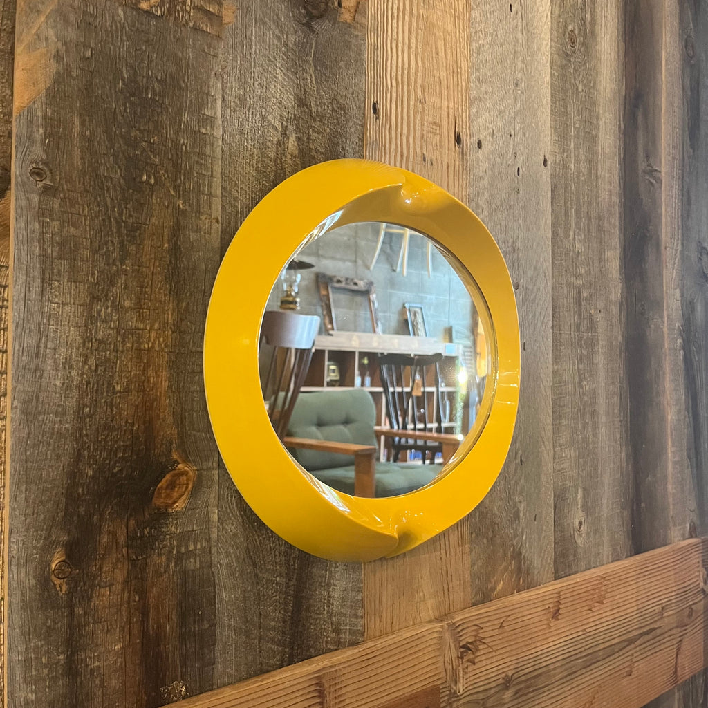 ボンボア / bomboa ウォールミラー スペースエイジ イエロー ヴィンテージ 中古 近未来的 ポップ – RESTYLE