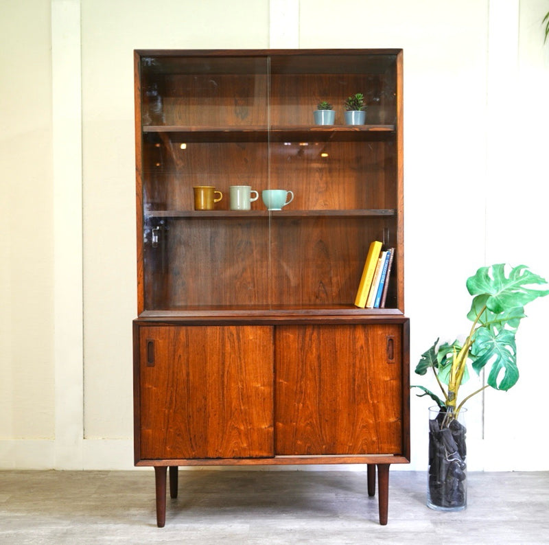 LYBY Mobler ガラスキャビネット カップボード ディスプレイシェルフ 飾り棚 デンマーク製 北欧 ヴィンテージ 中古 ローズウッド