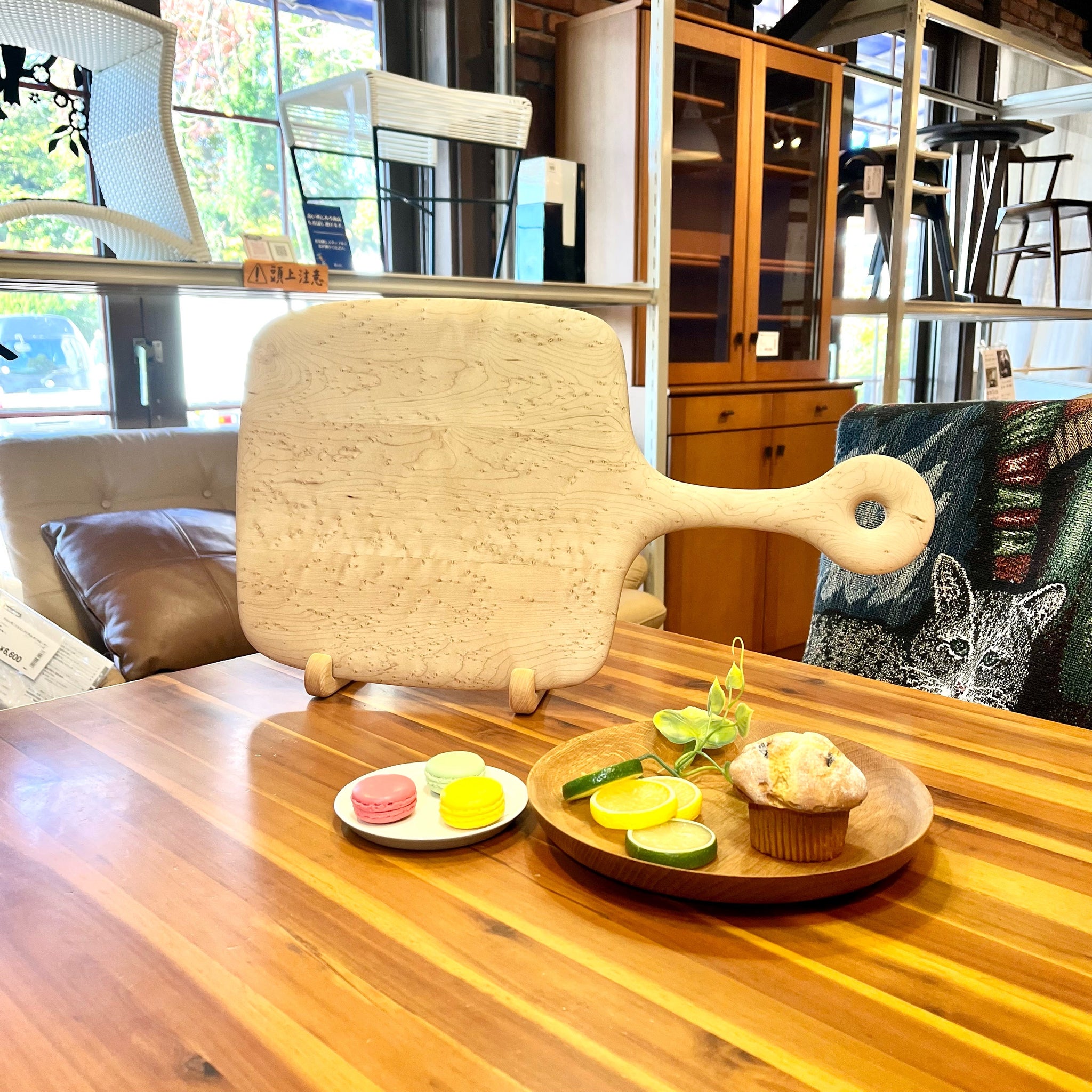 カッティングボード 台付 Edward Wohl 未使用 エドワード・ウォール バーズアイメープル 中古 まな板 板皿