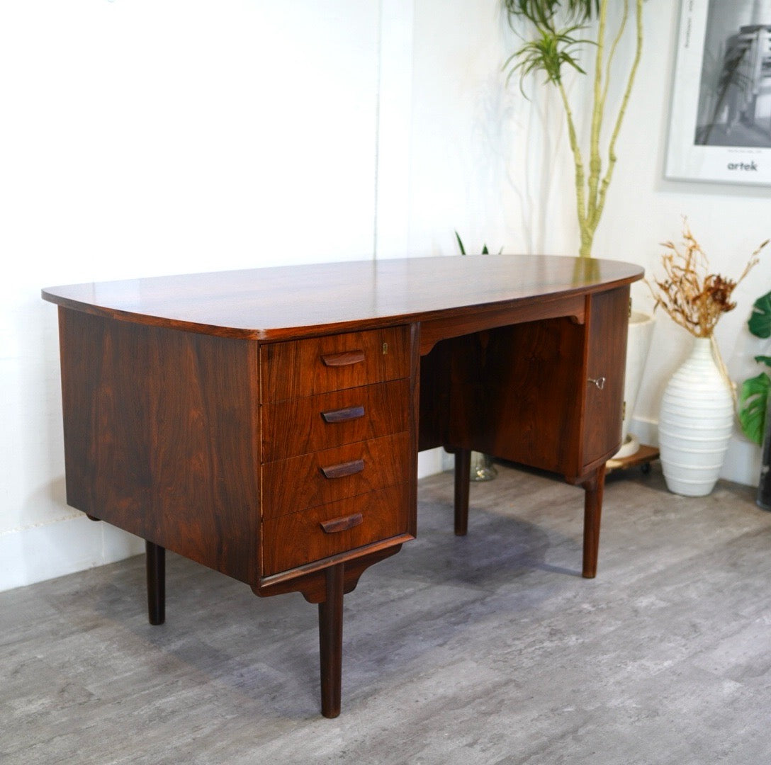 キドニーデスク 両袖デスク ローズウッド デンマーク 北欧 机 引出し 棚 両面使い 木 ヴィンテージ
